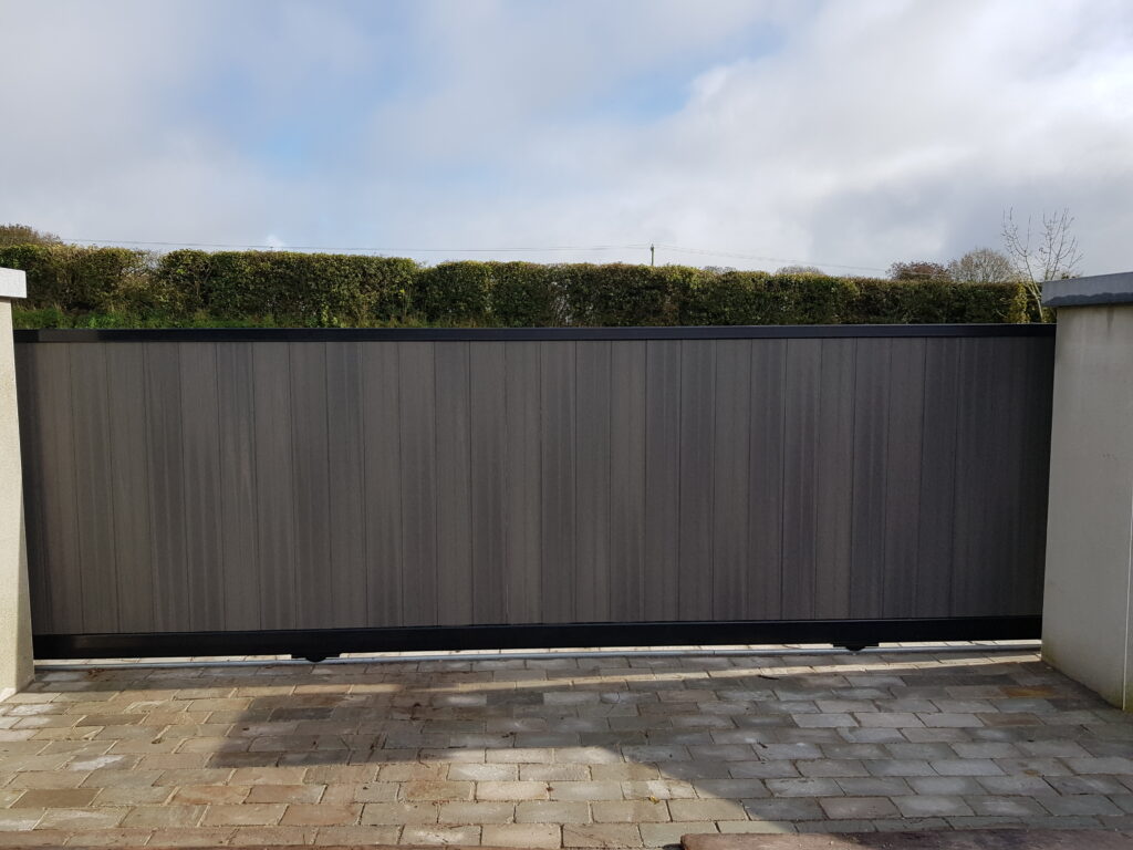 Sliding Composite Gates - Bernard Spillane Engineering