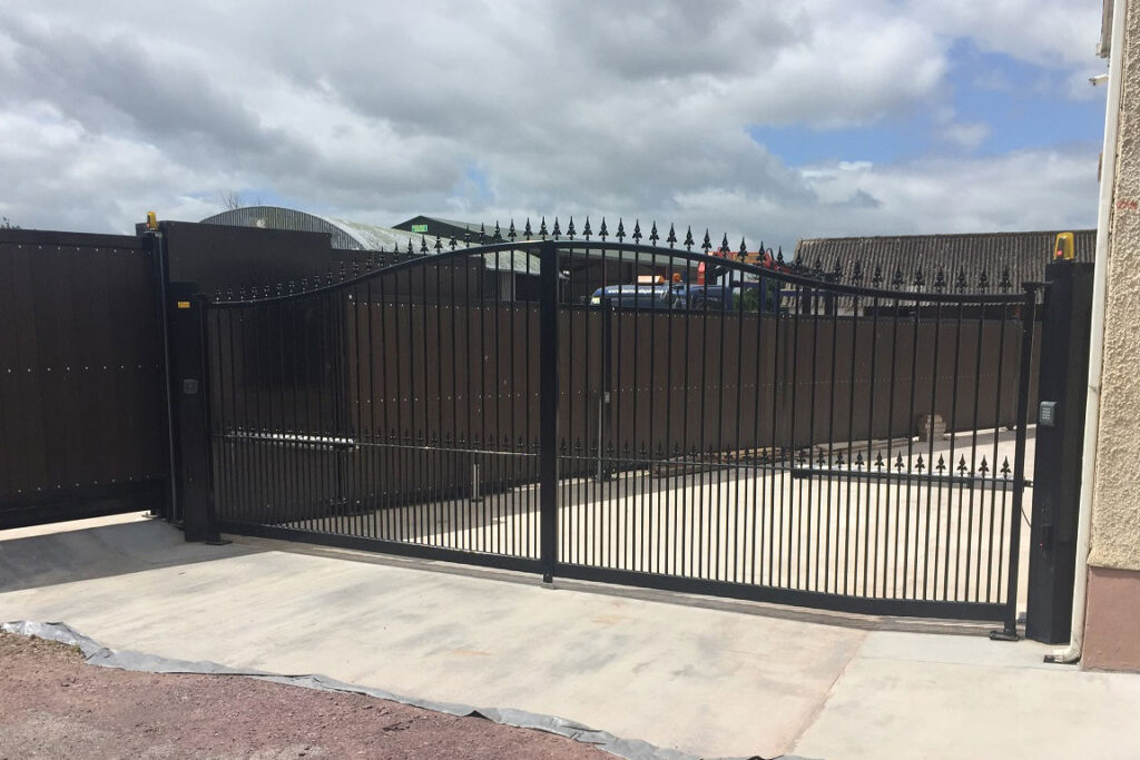 Commercial Swinging Gates - Bernard Spillane Engineering