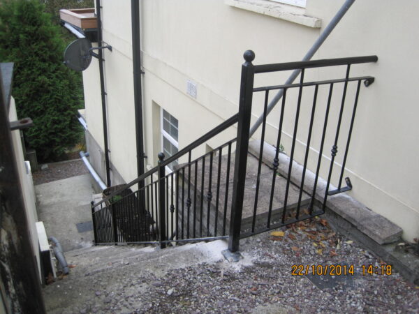 Residential External Handrails - Bernard Spillane Engineering