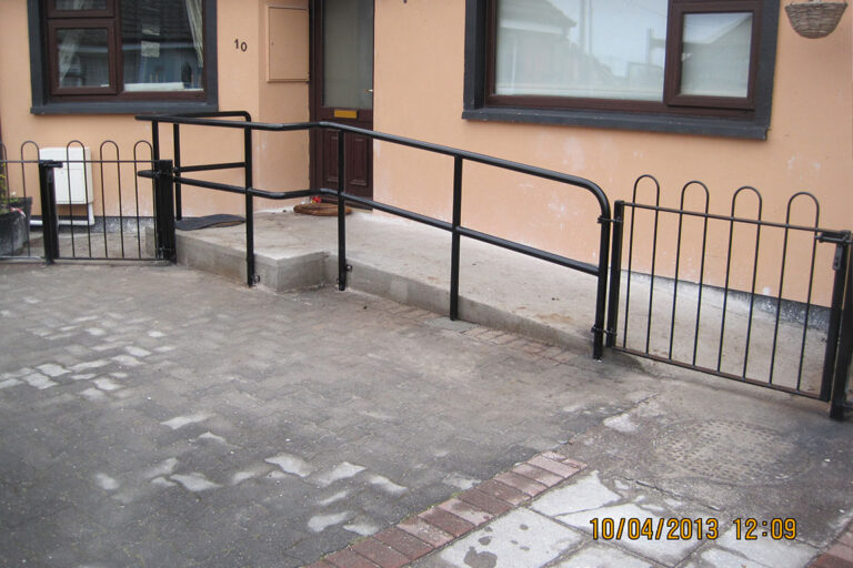 Residential External Handrails - Bernard Spillane Engineering