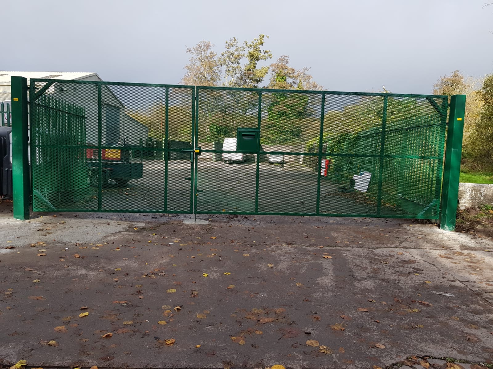Commercial Swinging Gates - Bernard Spillane Engineering